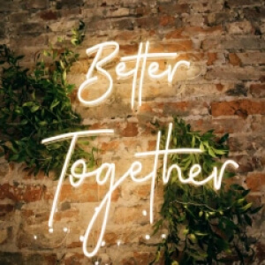 Custom Neon Signs | Fine craftsmanship & High Quality